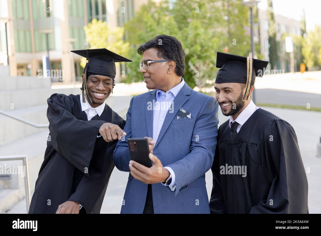 Asian graduate father son hi-res stock photography and images - Alamy