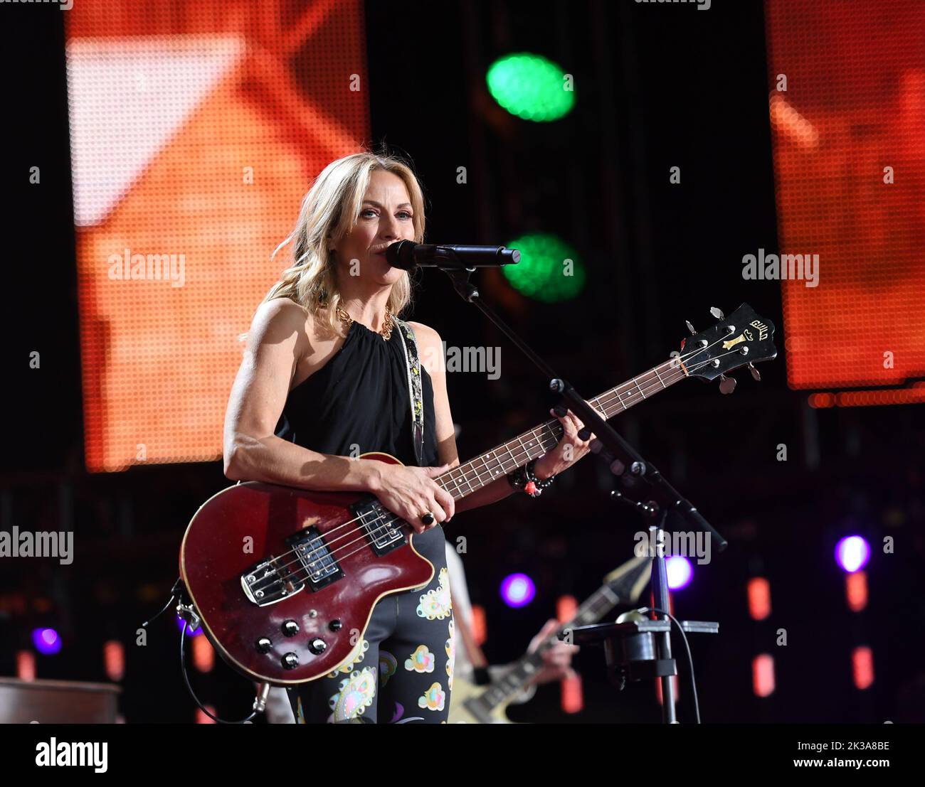 Sheryl crow hi-res stock photography and images - Alamy