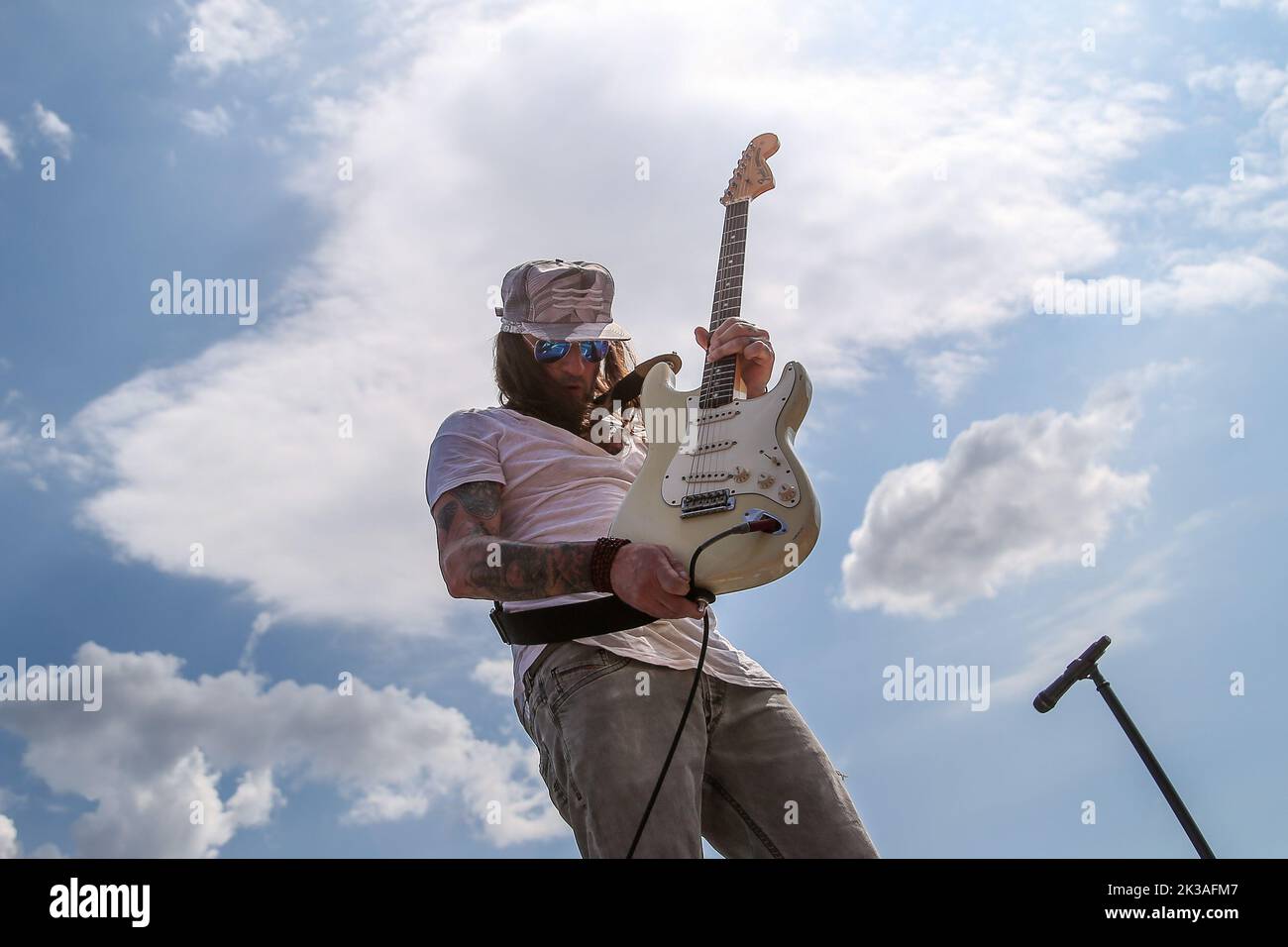 Fort Worth, Texas, USA. 25th Sep, 2022. Chris Daughtry and band members ...