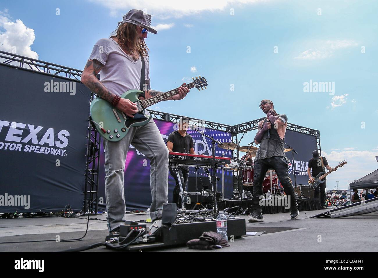 Fort Worth, Texas, USA. 25th Sep, 2022. Chris Daughtry and band members ...
