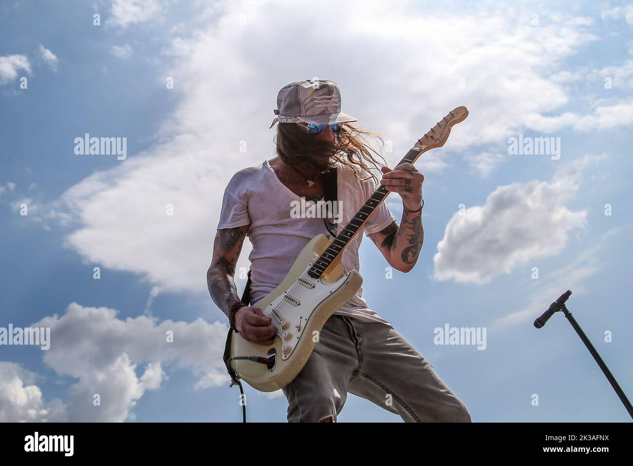 Fort Worth, Texas, USA. 25th Sep, 2022. Chris Daughtry and band members ...