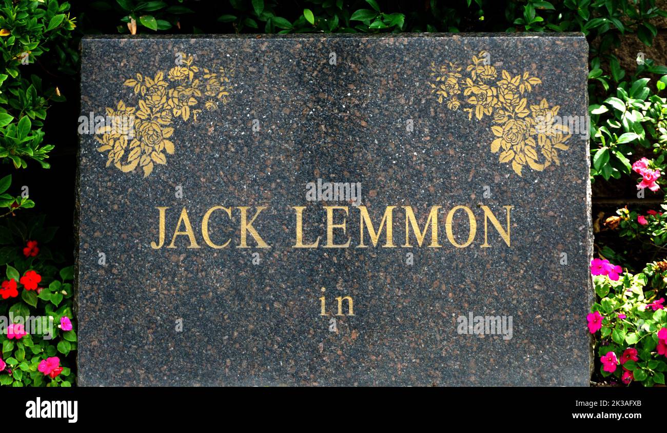 Jack Lemmon gravesite at Westwood Village Memorial Park & Mortuary ...