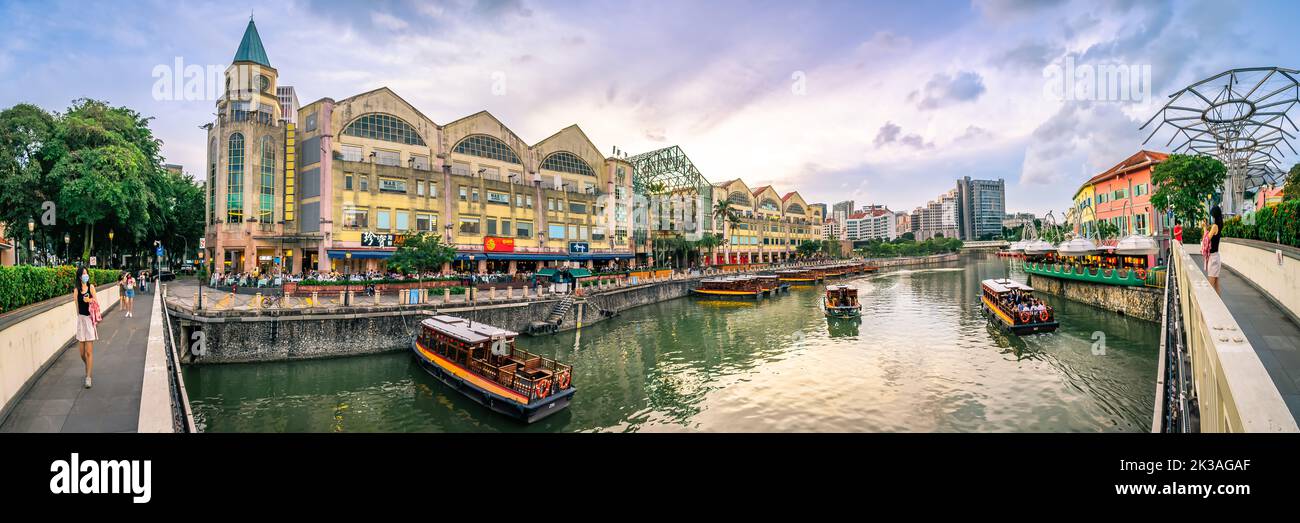 Scenic view of Riverside Point, Clarke Quay and Singapore Riverside ...