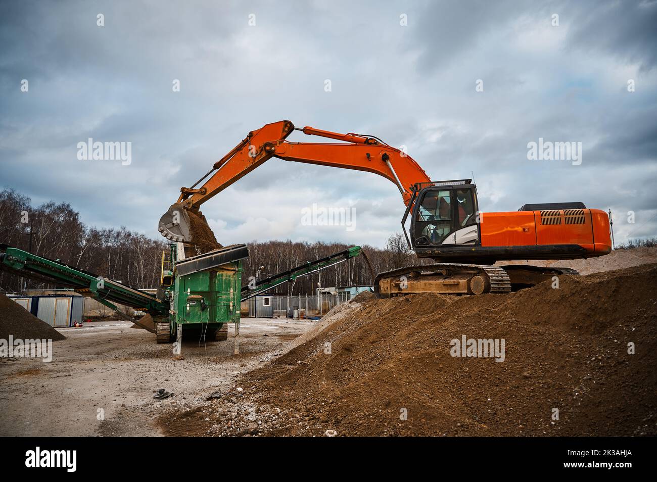 Loads soil hi-res stock photography and images - Alamy