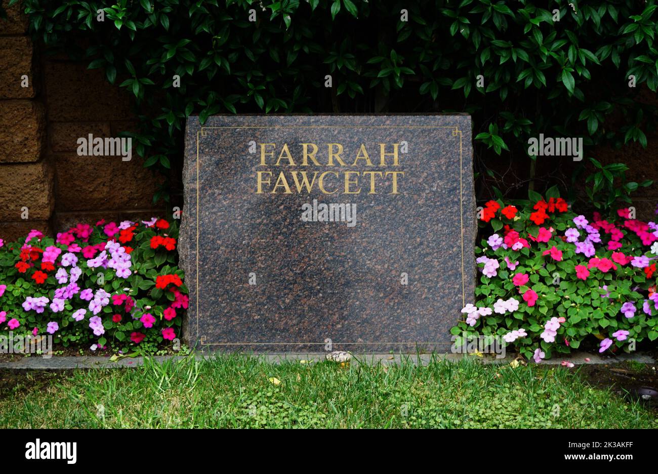 Farrah Fawcett Grave Erik Visits An American Grave, Part 1,641
