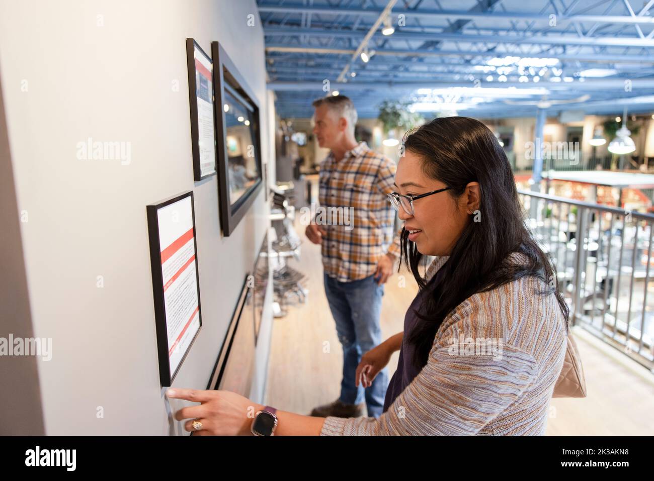 Notice to customer hi-res stock photography and images - Alamy