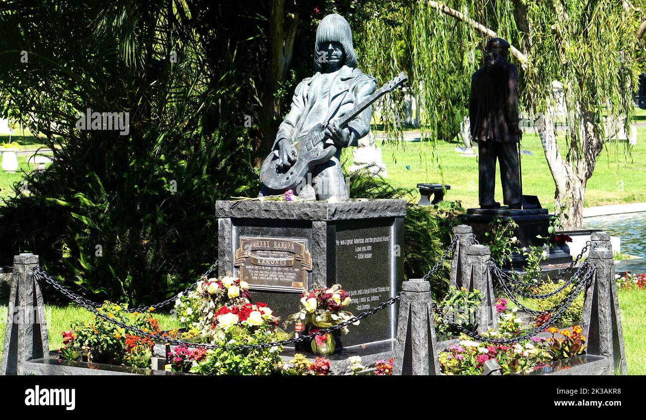 Los Angeles CA: Johnny Ramone Grave at Hollywood Forever Cemetery ...