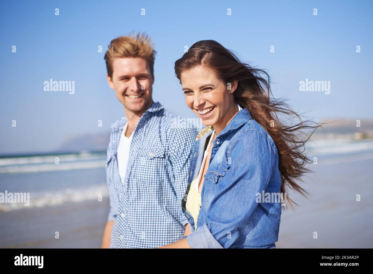 Looking love hi-res stock photography and images - Alamy
