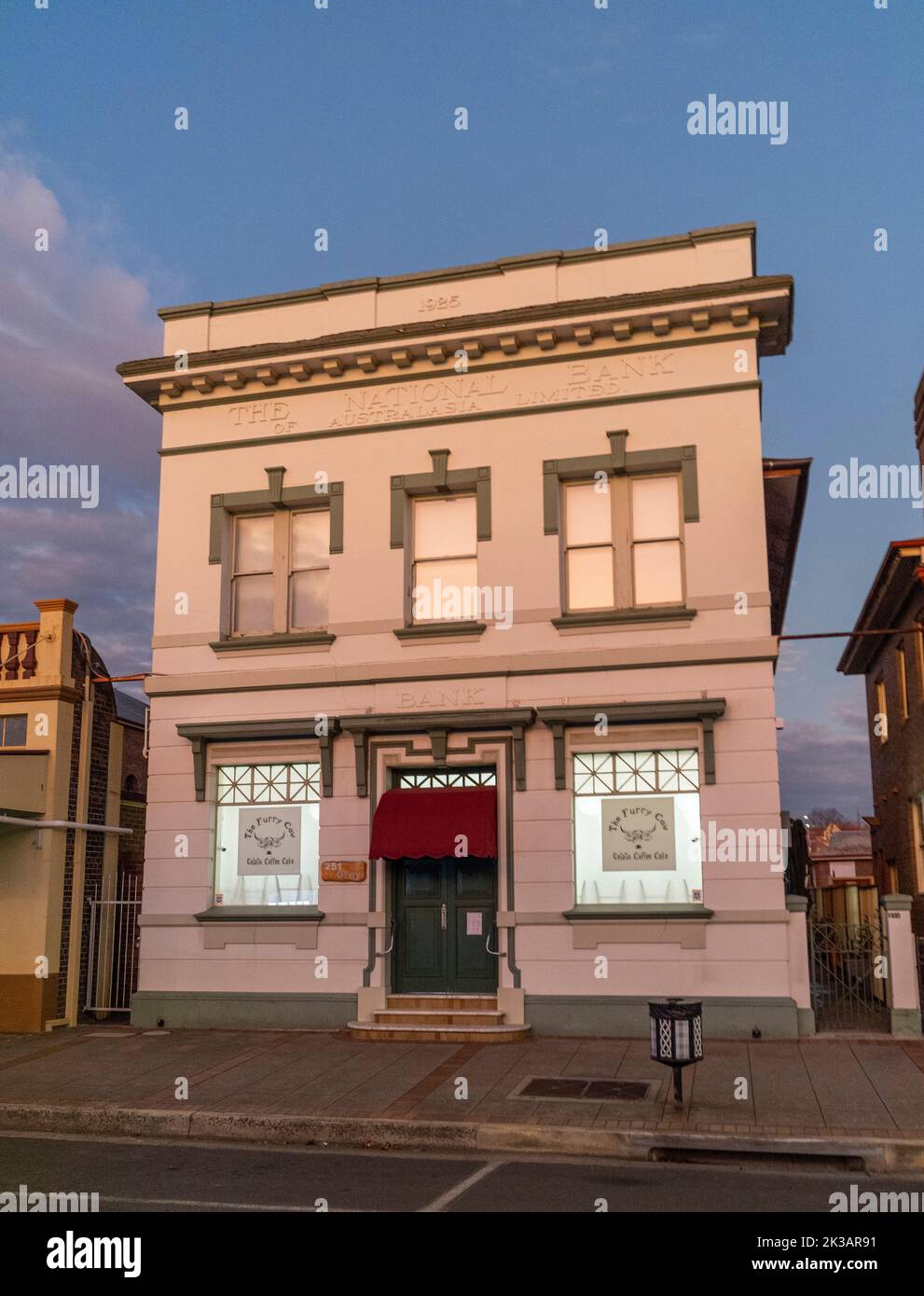 Old bank buildings converted into cafe and ice cream shop in Glen Innes ...