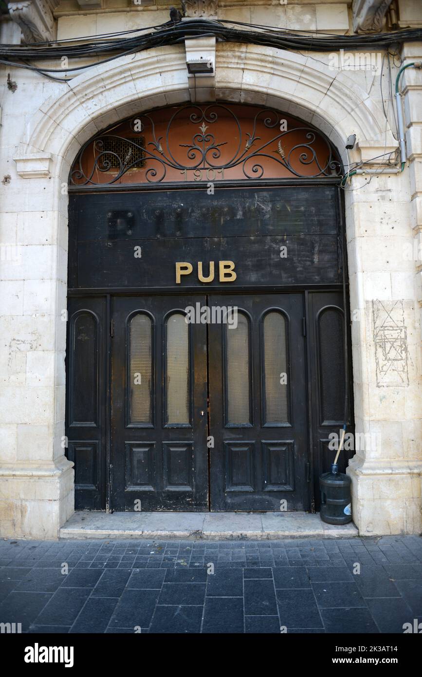 The Putin pub in Jerusalem removed the name 'Putin' after the beginning ...
