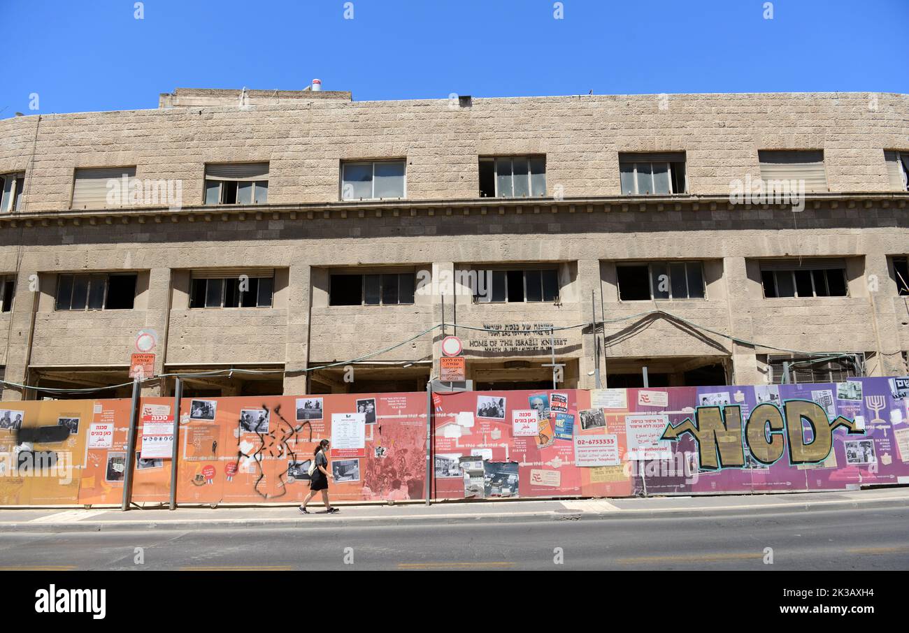 The israeli knesset (parliament) hi-res stock photography and images ...