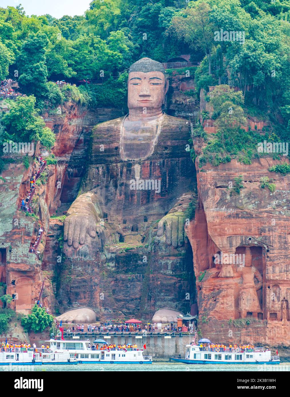 Beautiful Scenery of Leshan Giant Buddha Scenic Area, Sichuan Province ...