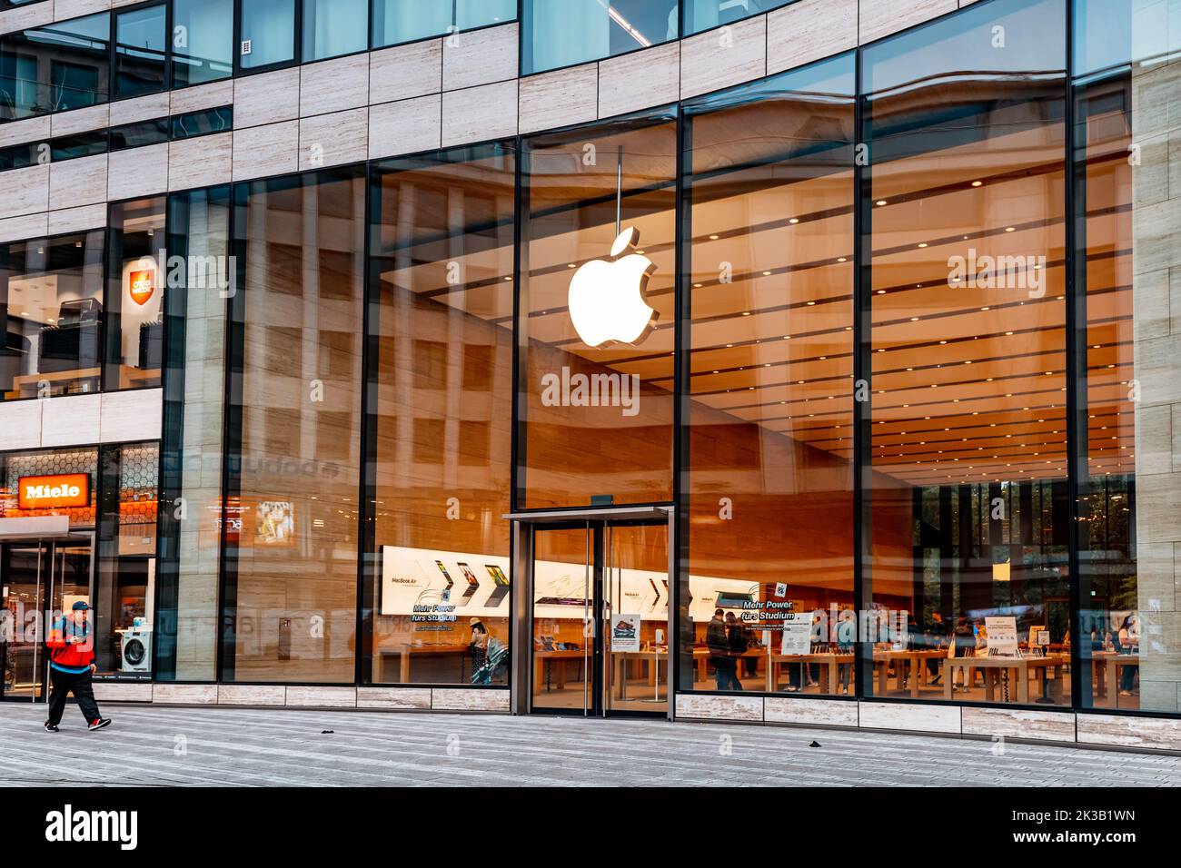 21 July 2022, Dusseldorf, Germany: Apple logo at the entrance to the ...