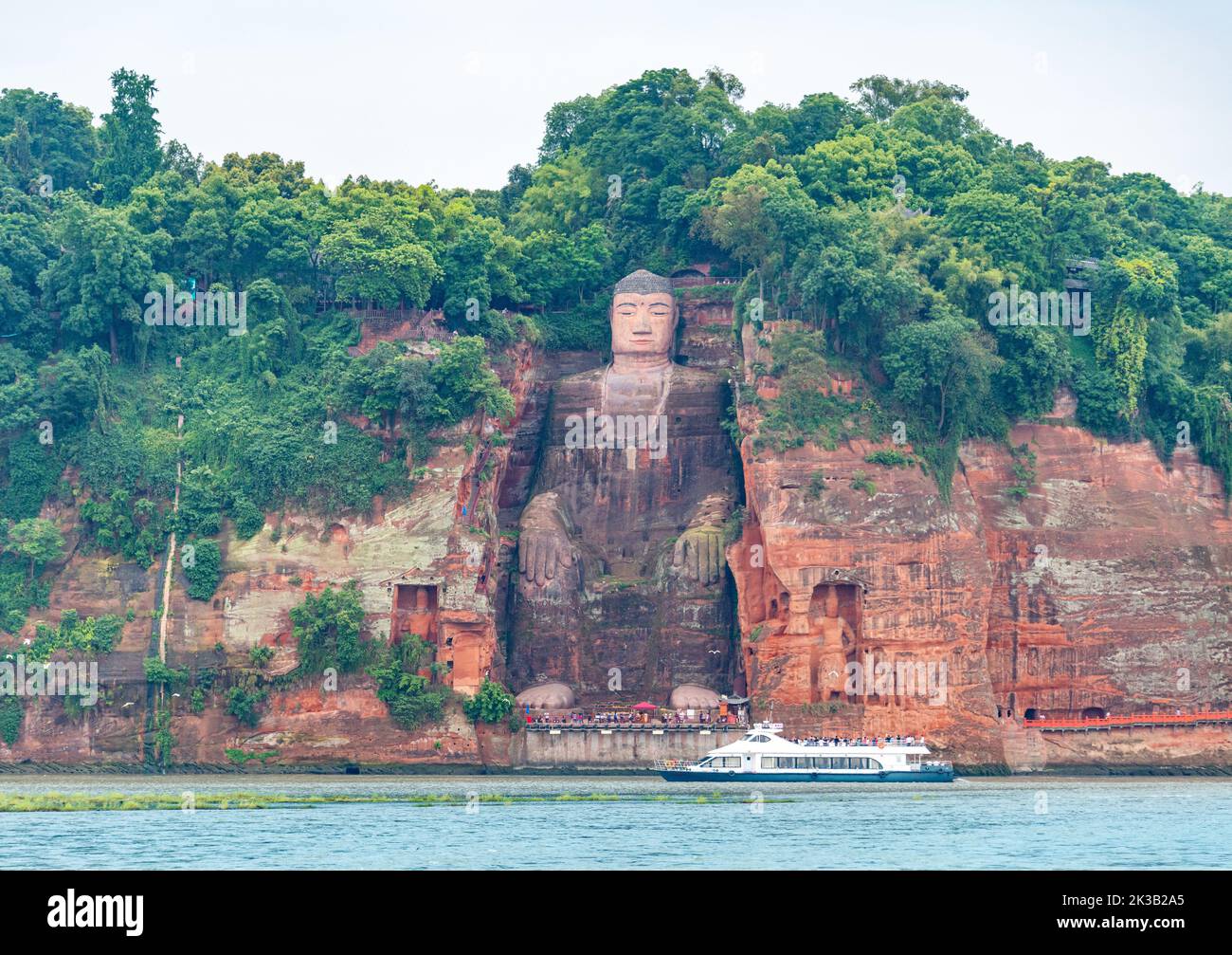 Beautiful Scenery of Leshan Giant Buddha Scenic Area, Sichuan Province ...