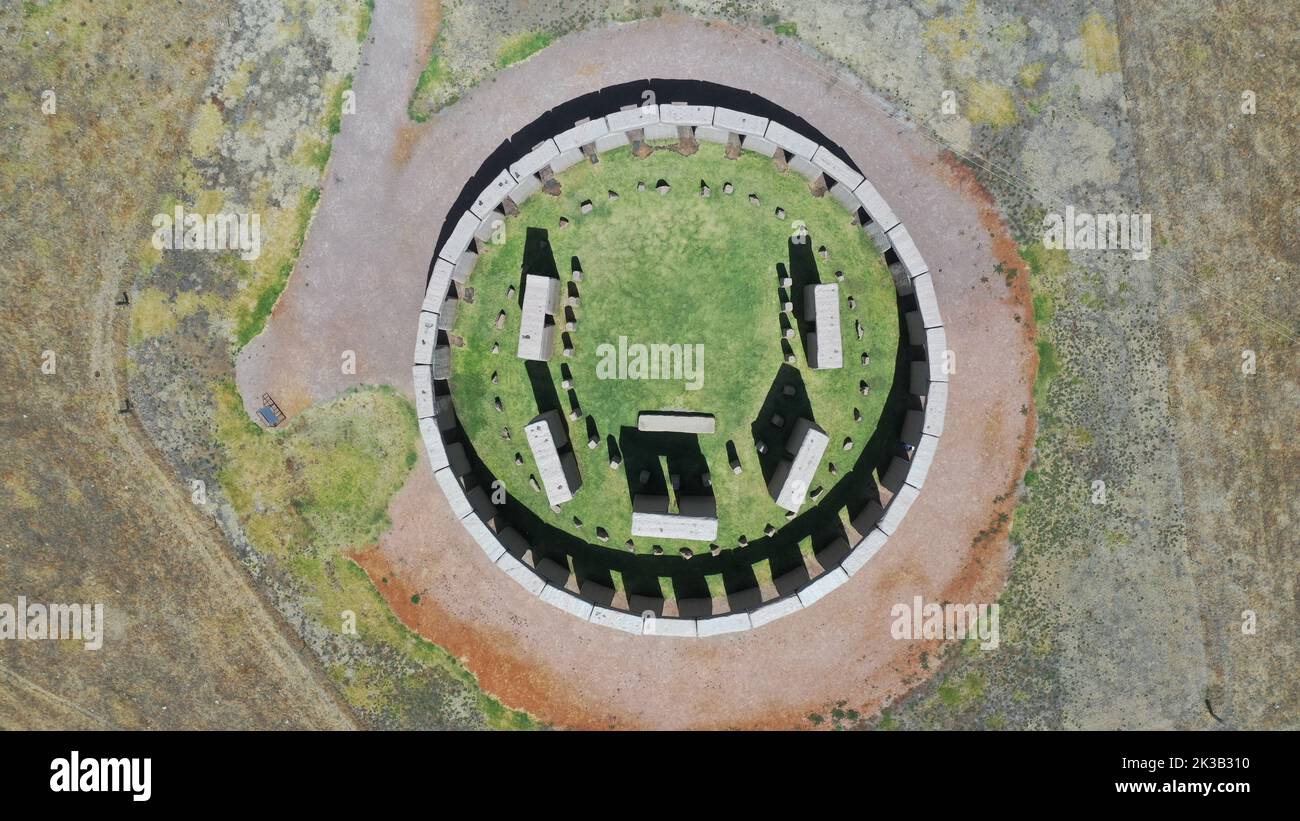 Stonehenge drone hi-res stock photography and images - Alamy