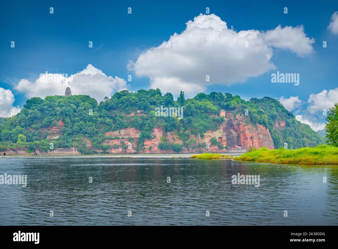 Beautiful Scenery of Leshan Giant Buddha Scenic Area, Sichuan Province ...