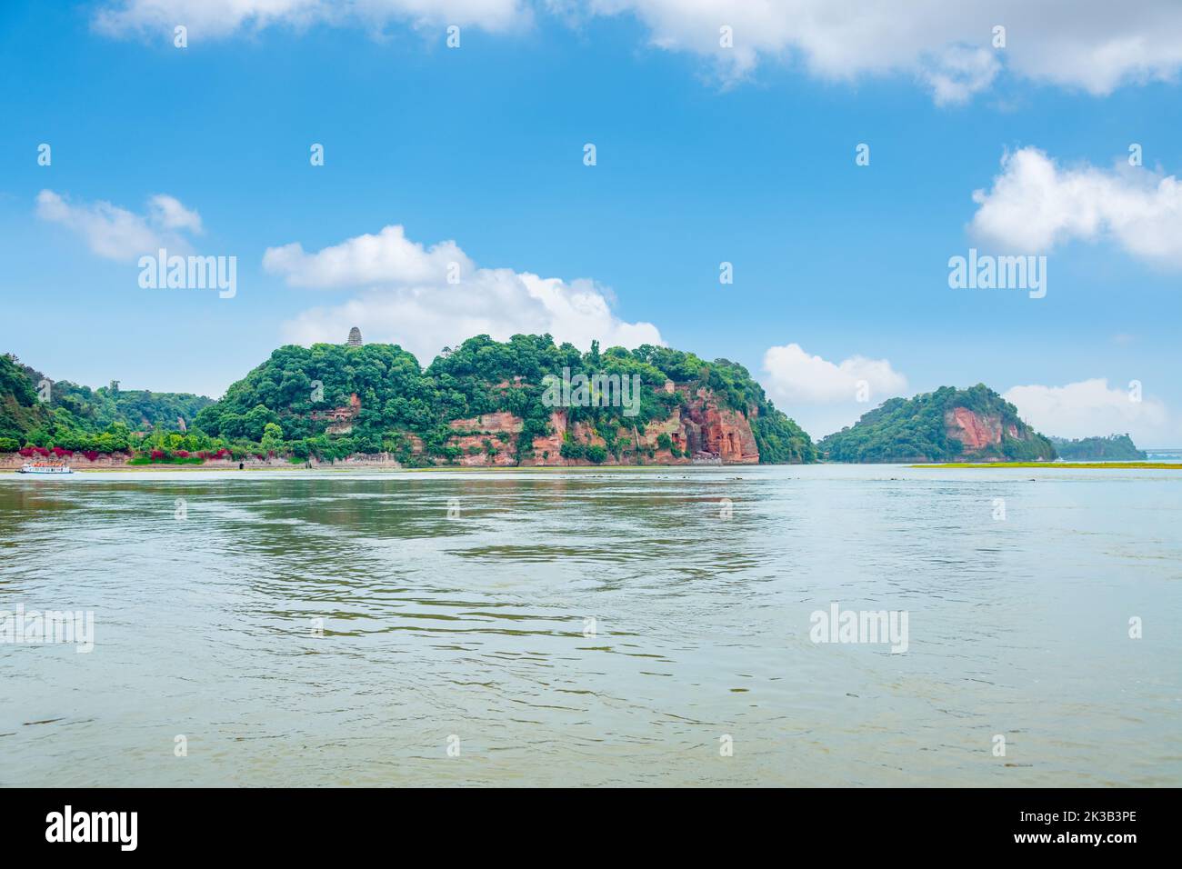 Beautiful Scenery of Leshan Giant Buddha Scenic Area, Sichuan Province ...