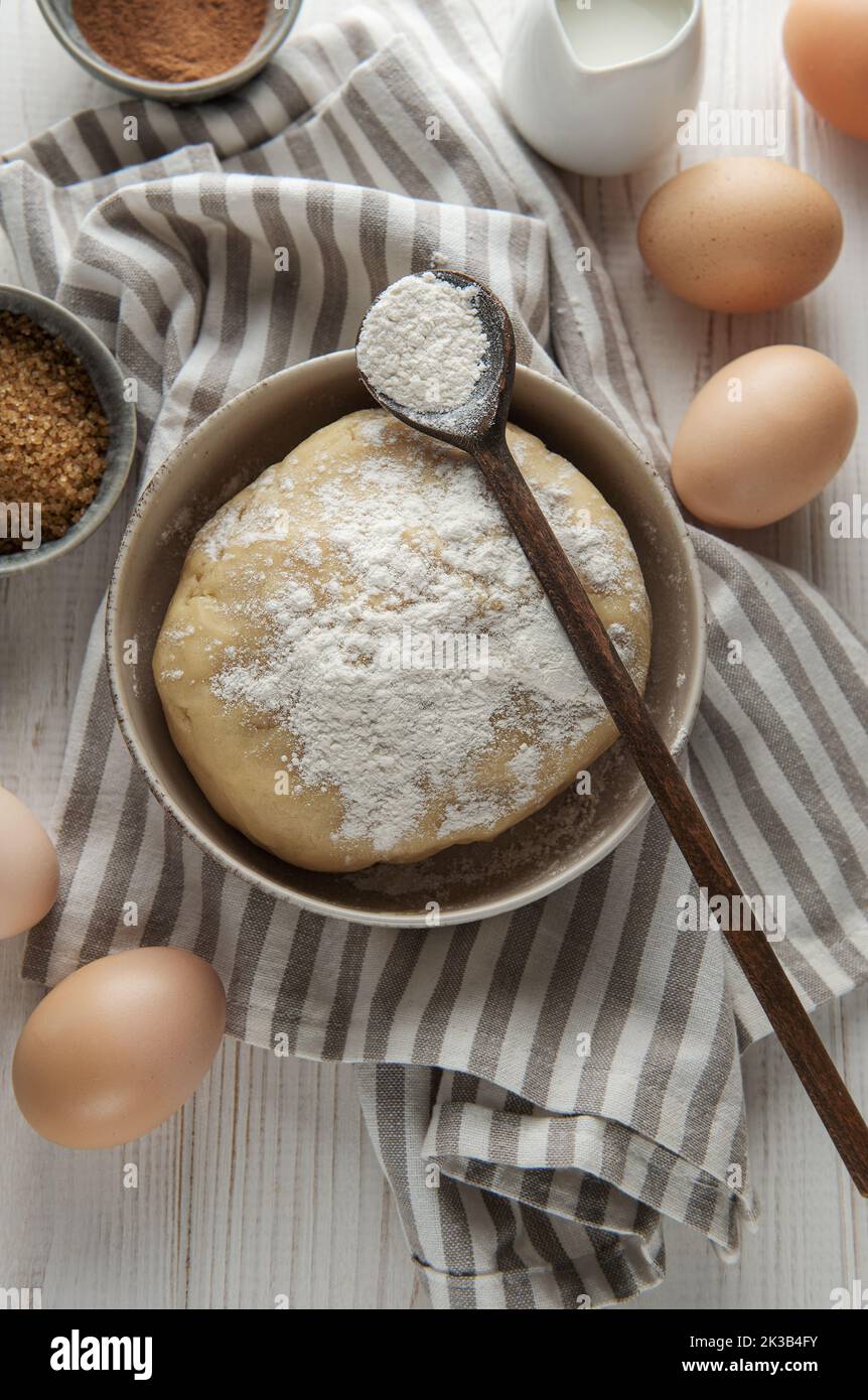 Dough recipe ingredients on white rural wood kitchen table Stock Photo ...