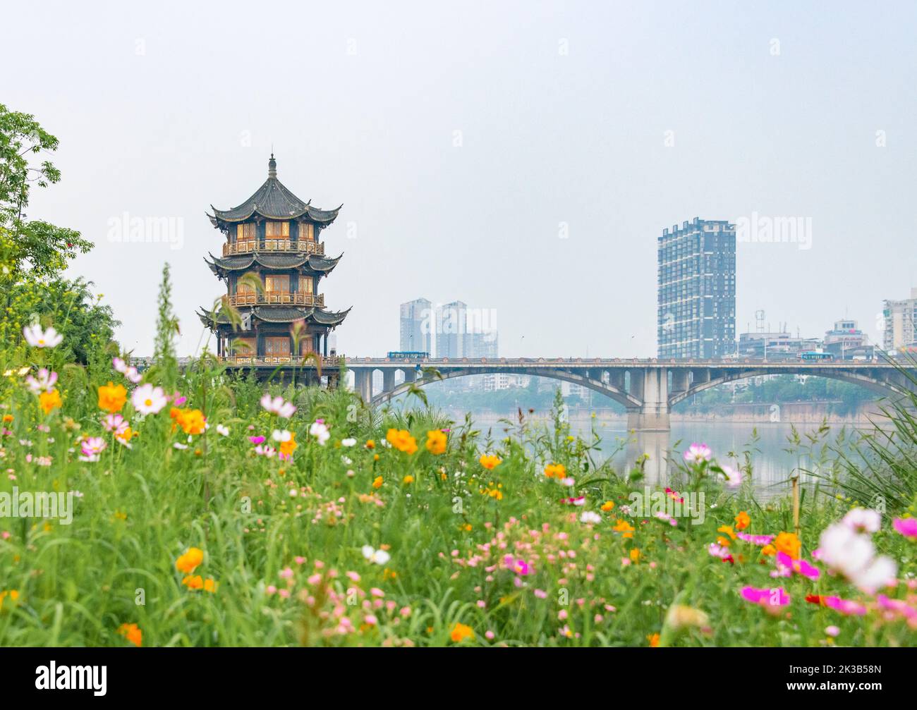 Dusk view of the Leshan Min River Bridge in Sichuan Province, China ...