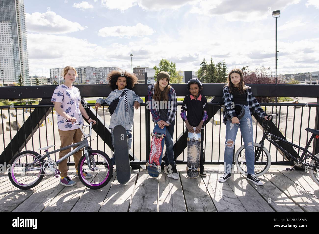 Group people looking over railing hi-res stock photography and images ...