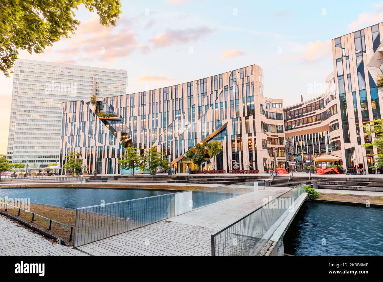 Ko bogen building complex hi-res stock photography and images - Alamy