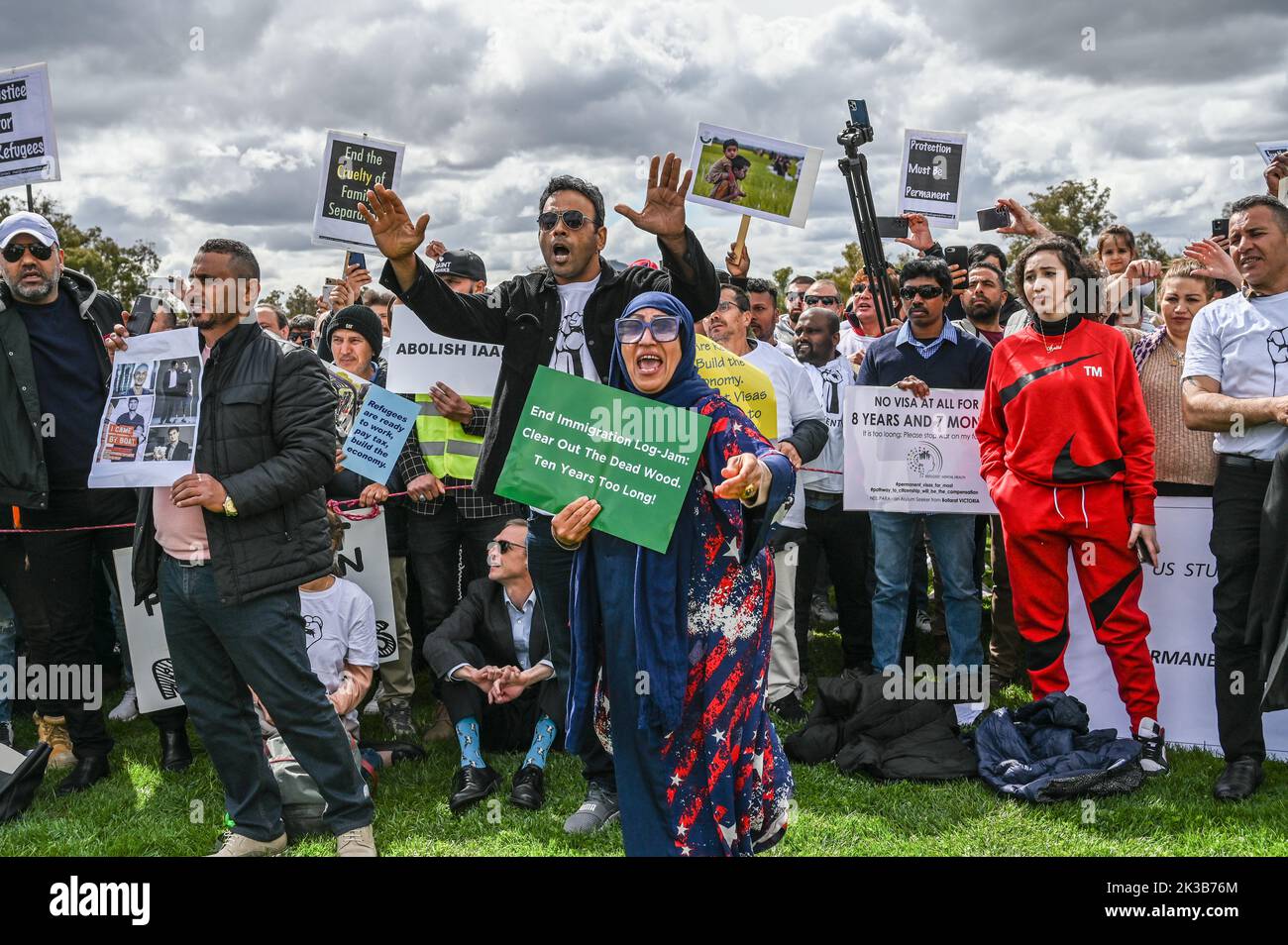 Refugees on temporary visas protest outside Parliament House in ...