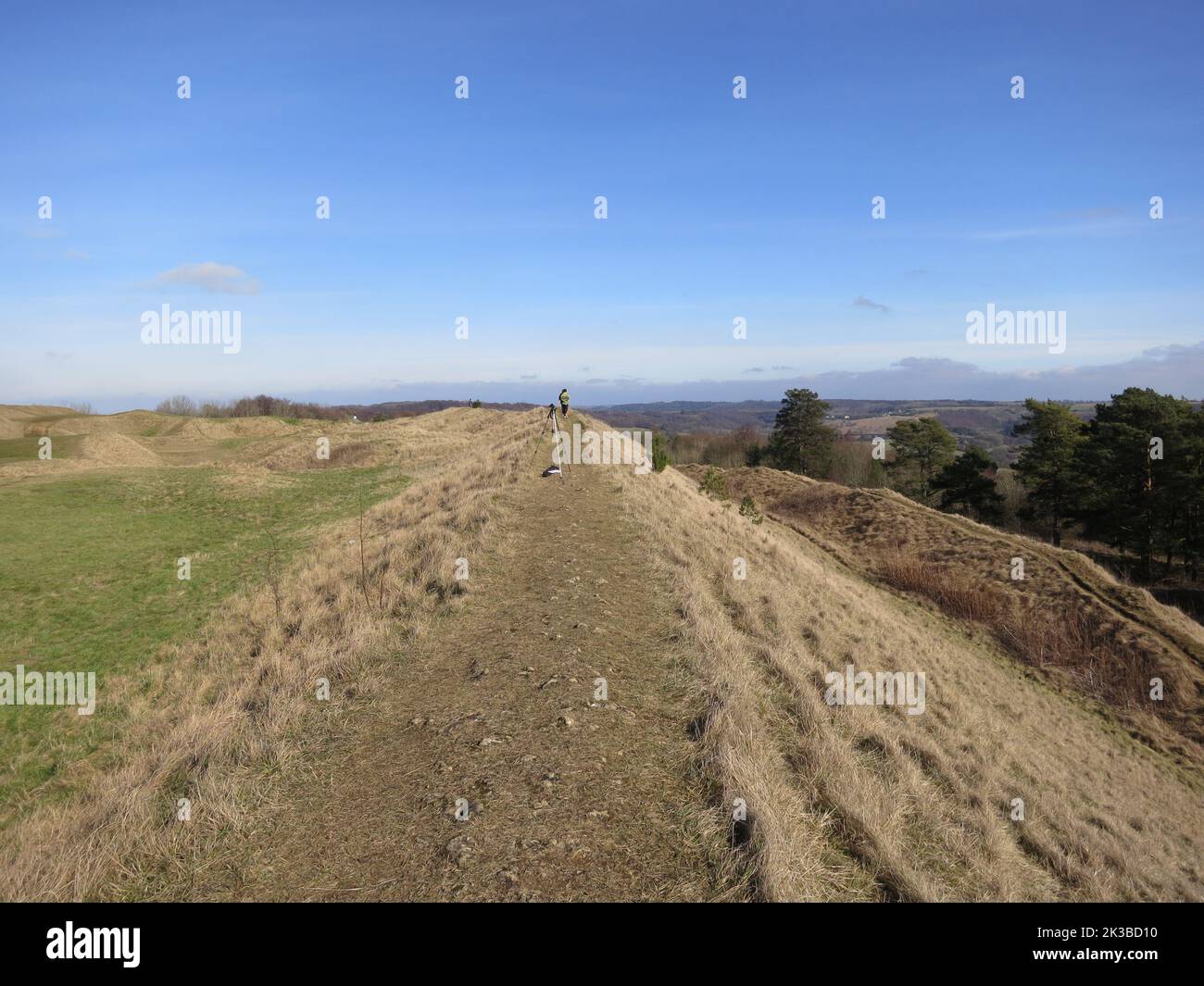 Cotswold Way long distance footpath National Trail. The Cotswolds AONB ...