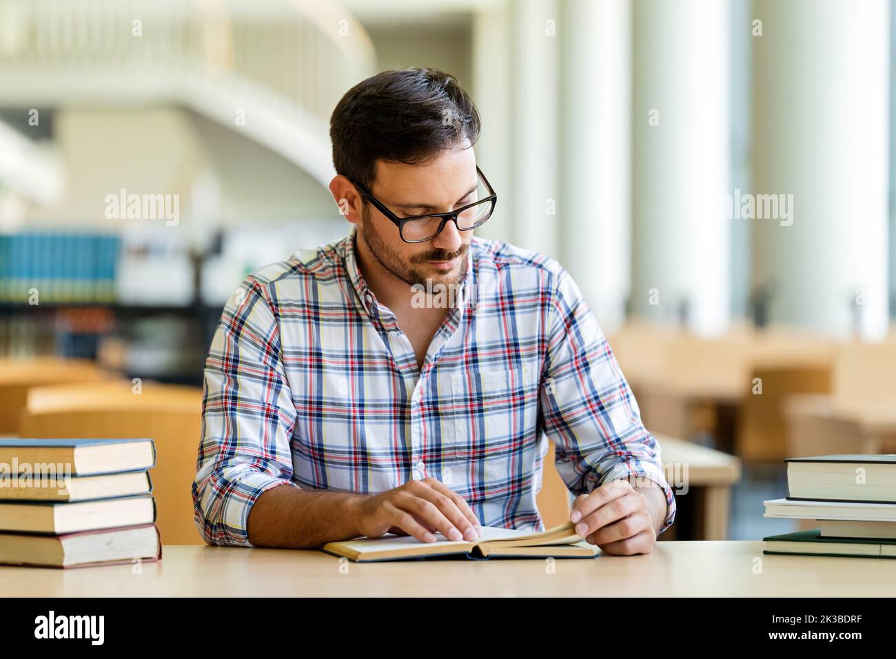 Education library high school university learning people concept ...