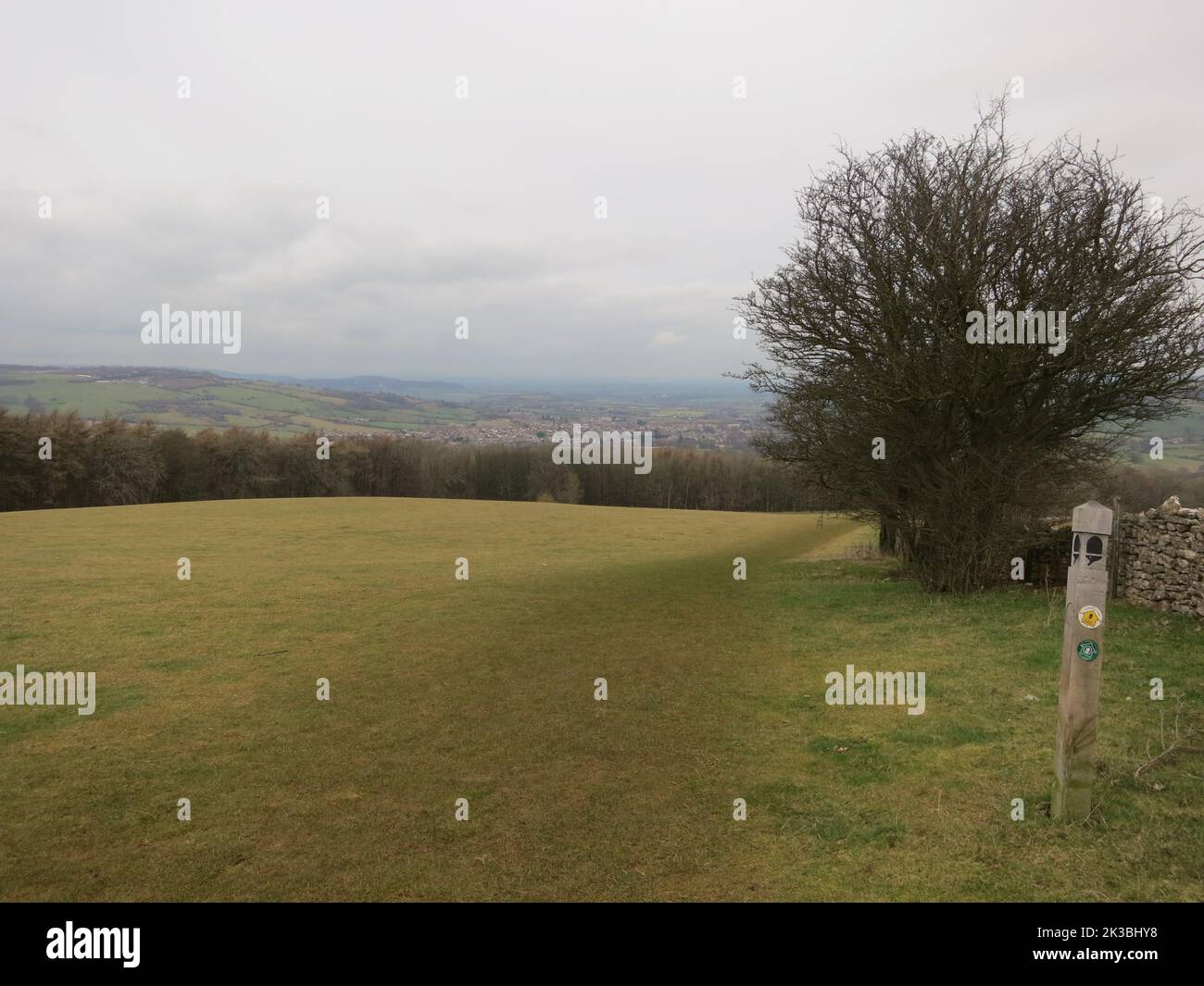 Cotswold Way long distance footpath National Trail. The Cotswolds AONB ...