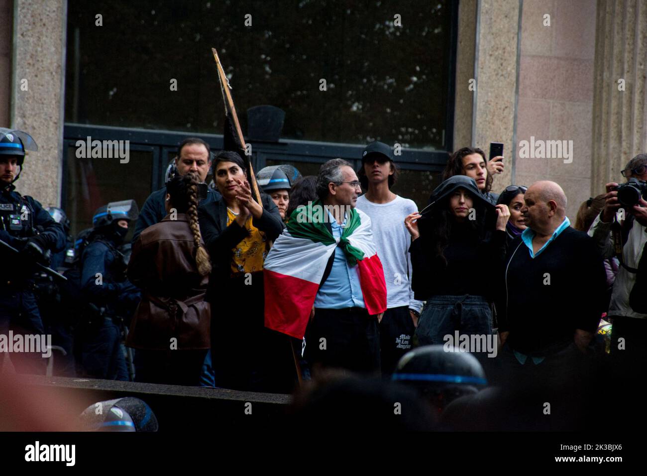 Security dress code hi-res stock photography and images - Alamy