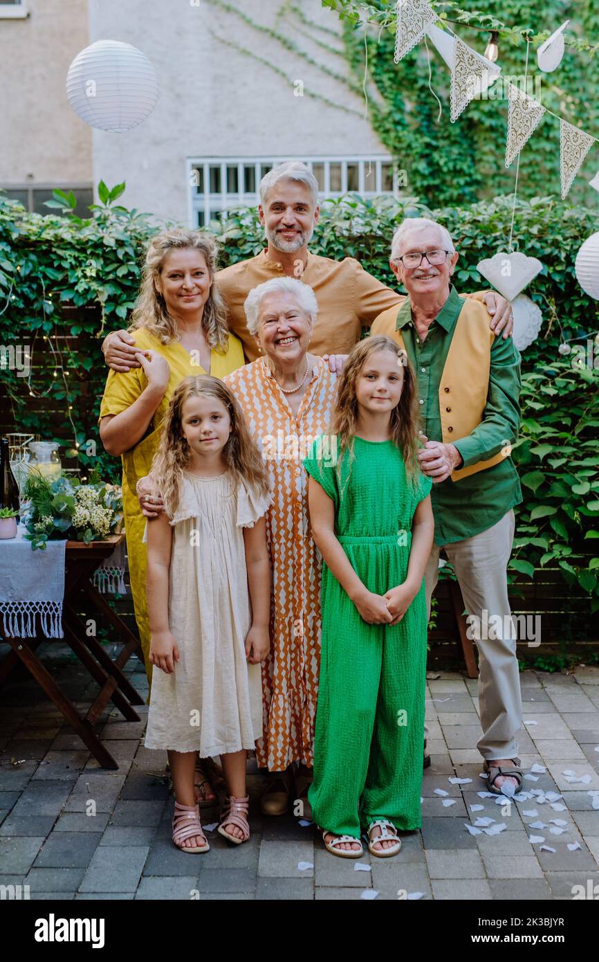 Generation of family photo hi-res stock photography and images - Alamy