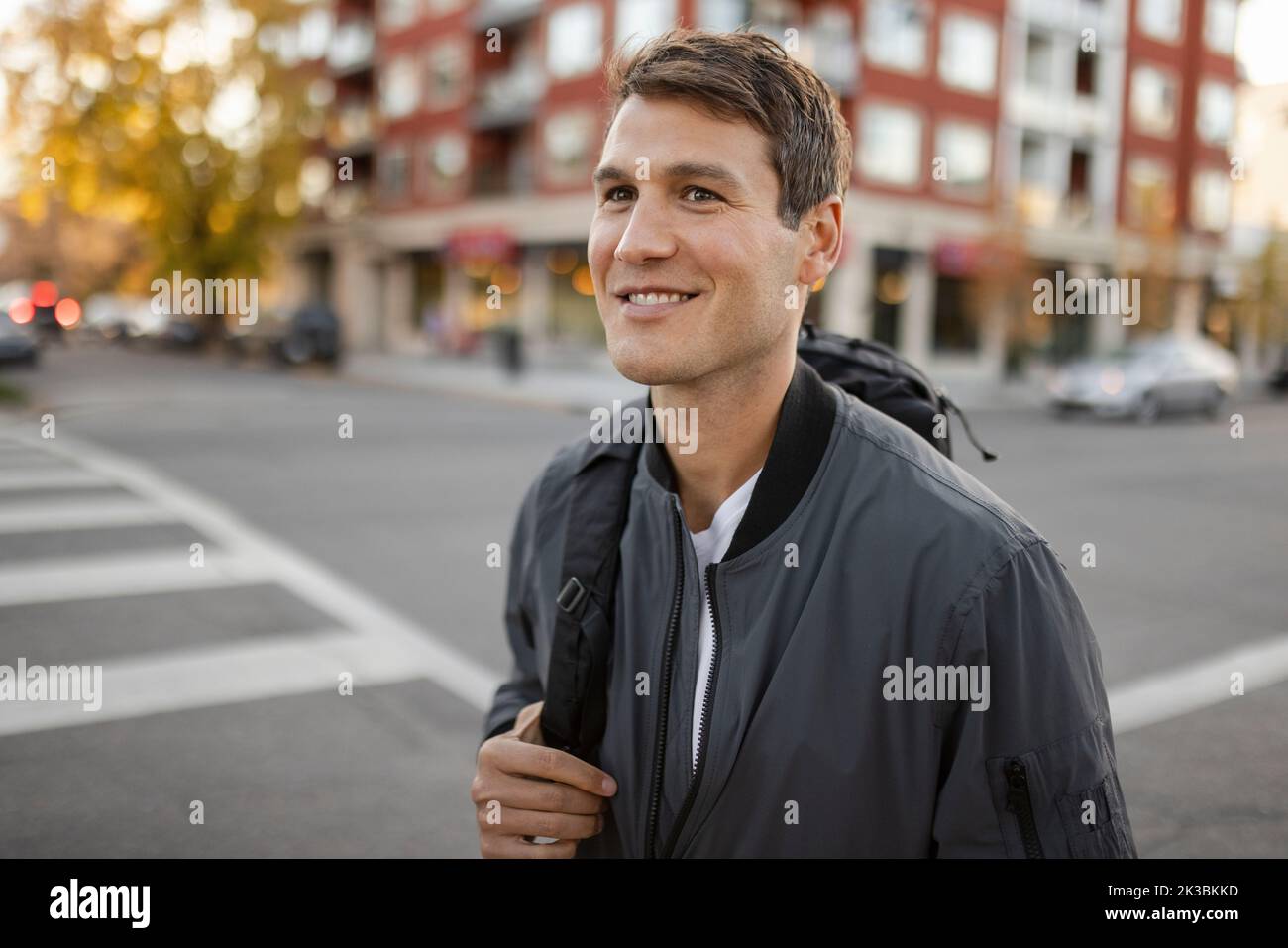 Man on corner hi-res stock photography and images - Alamy