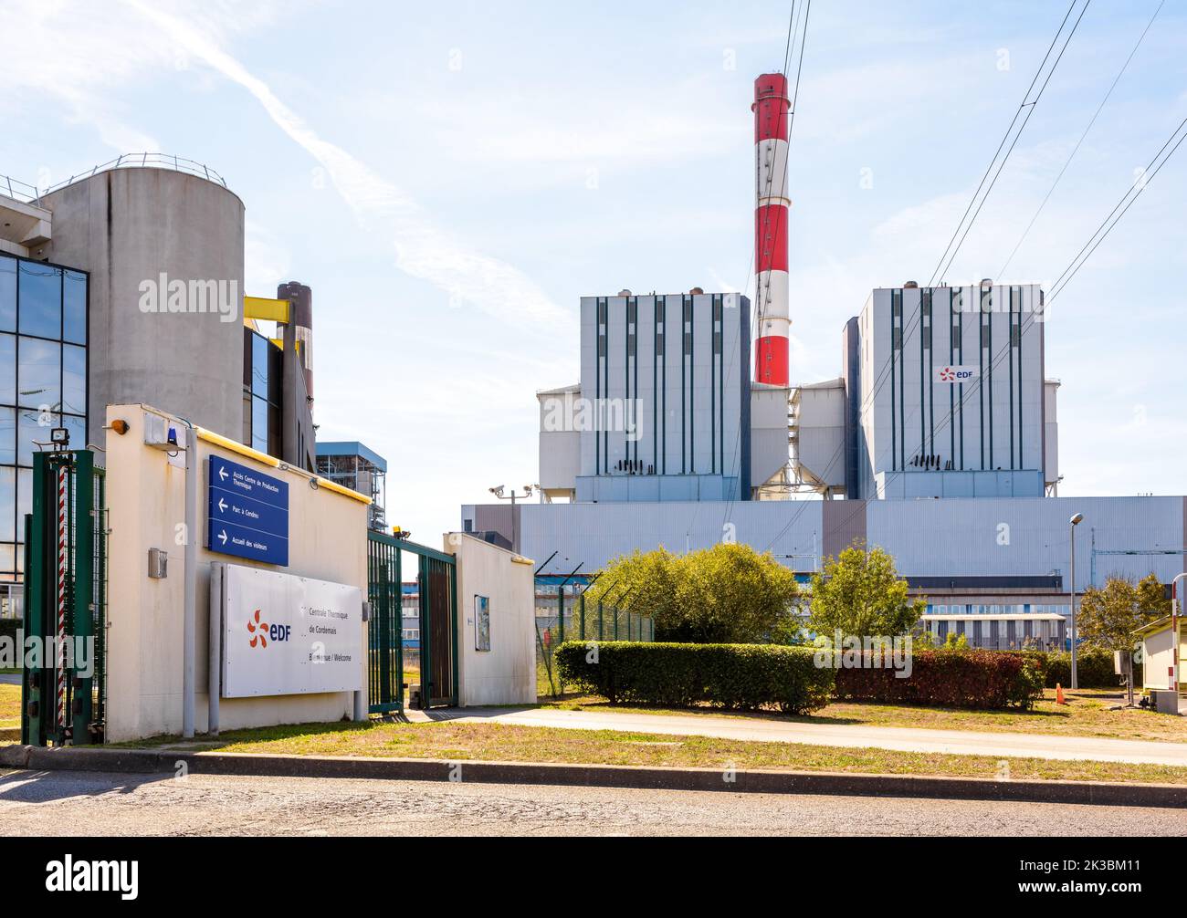 Reception and main building of the EDF coal-fired power station of ...