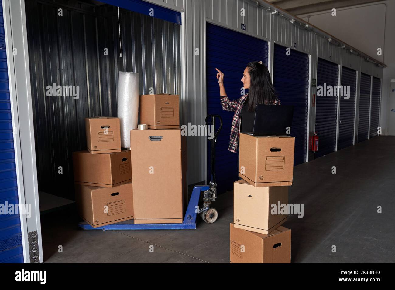 Check box moving hi-res stock photography and images - Alamy