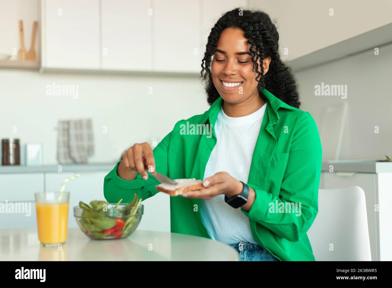 Woman sandwich smile one person hi-res stock photography and images - Alamy