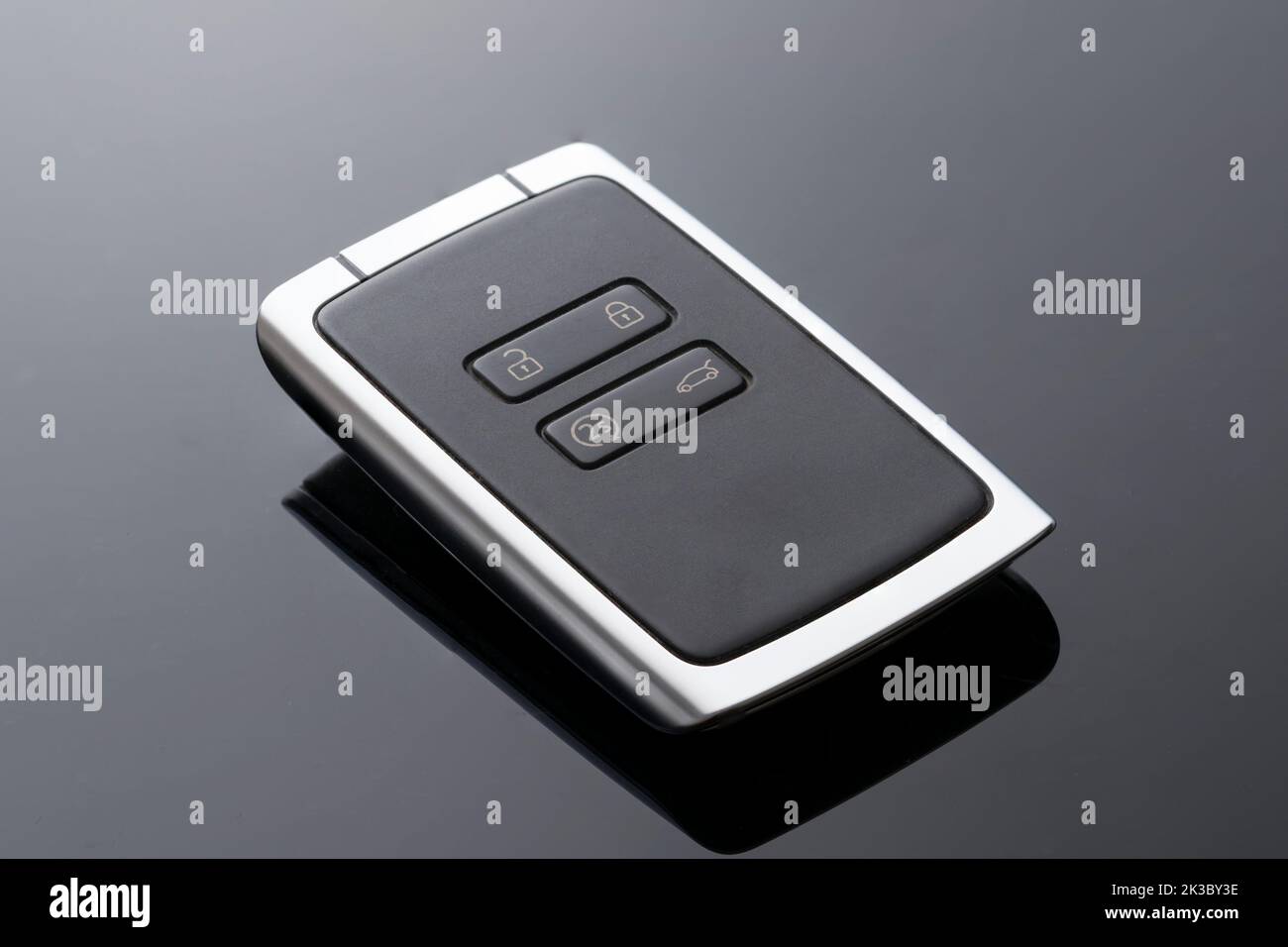 keychain ignition key for car with hands free function Stock Photo - Alamy