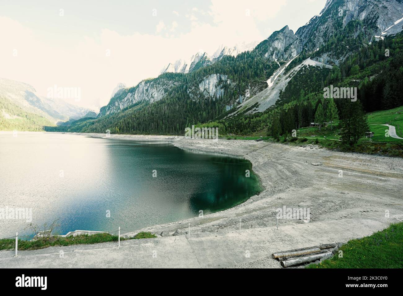 Lake and mountains at Vorderer Gosausee, Gosau, Upper Austria Stock ...