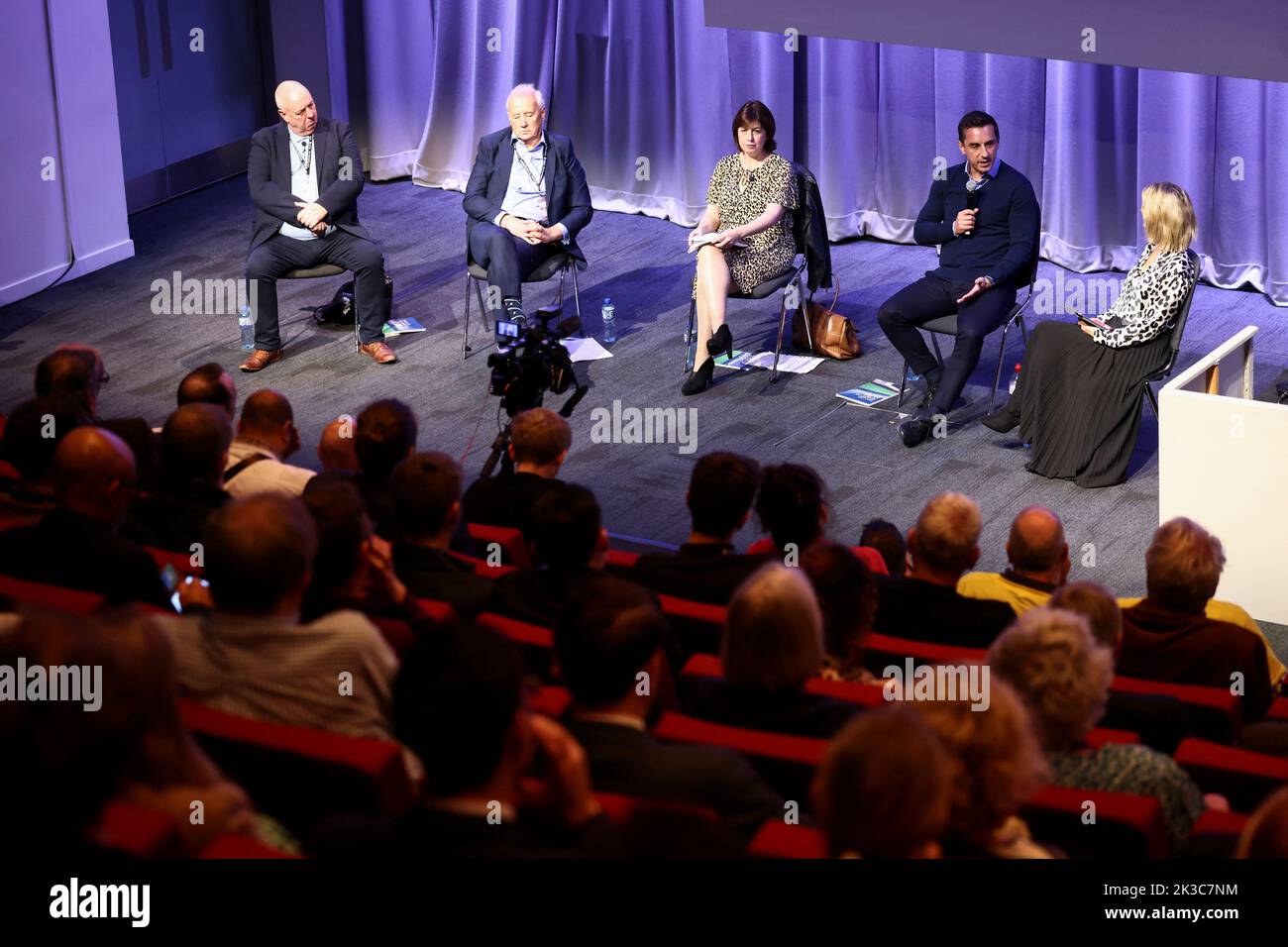 Lucy powell 2022 hi-res stock photography and images - Alamy