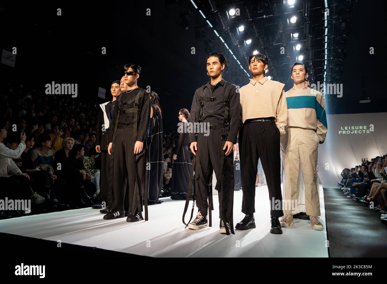 Tinnasit isarapongporn hi-res stock photography and images - Alamy