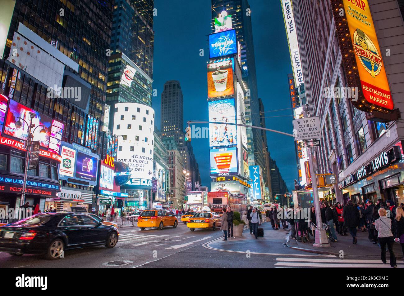 Times Square in Midtown Manhattan, New York City, USA Stock Photo - Alamy