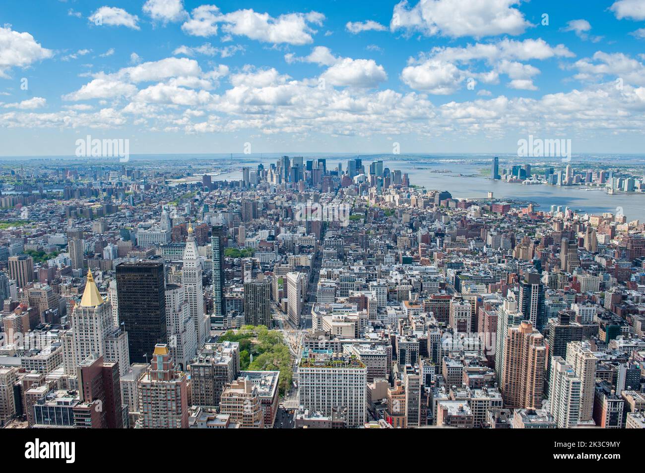Aerial view towards lower manhattan hi-res stock photography and images ...