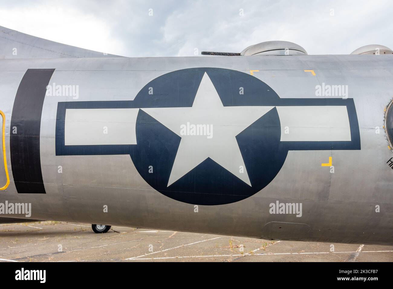 Air force logo hi-res stock photography and images - Alamy