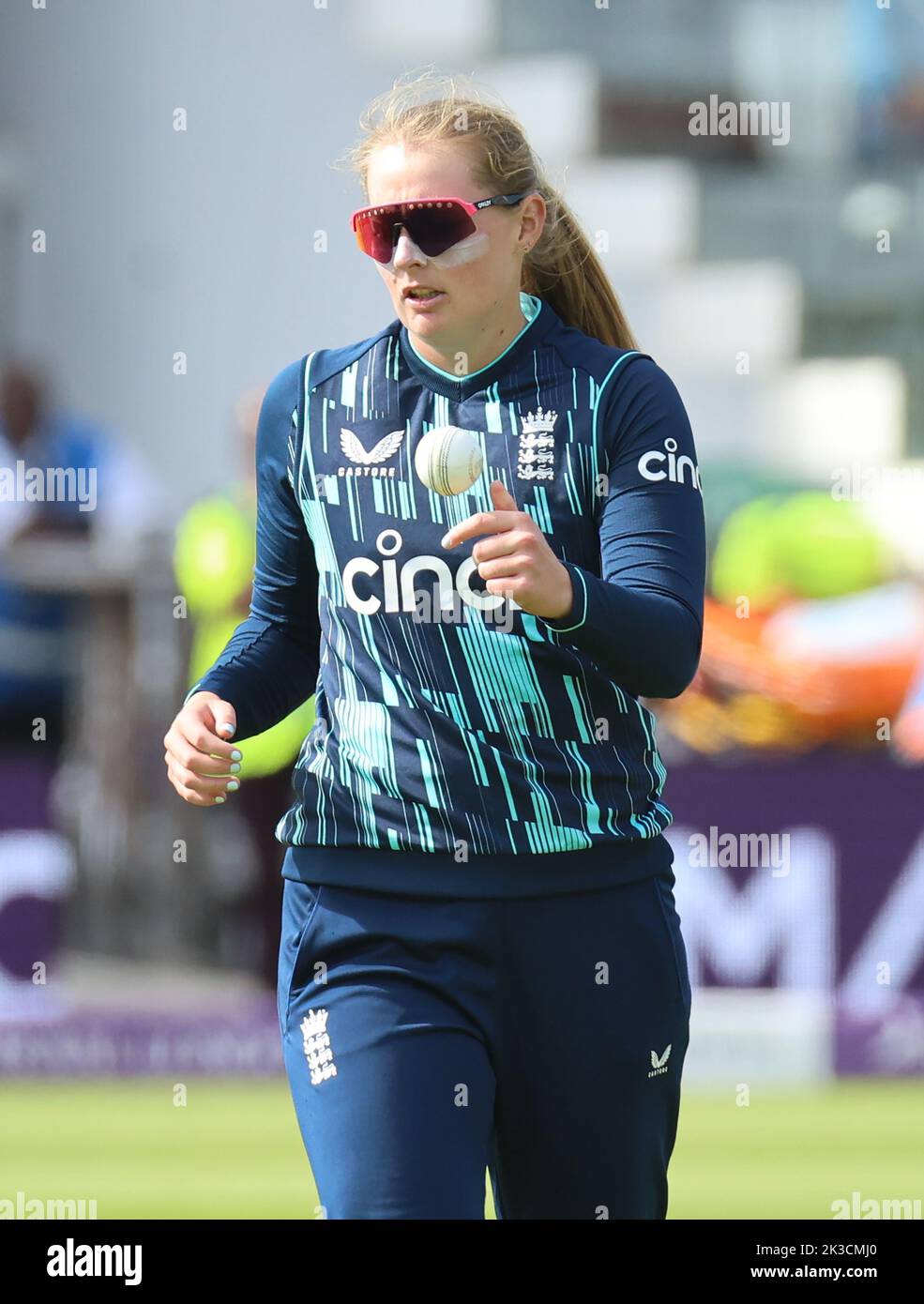 Sophie ecclestone cricket hi-res stock photography and images - Alamy
