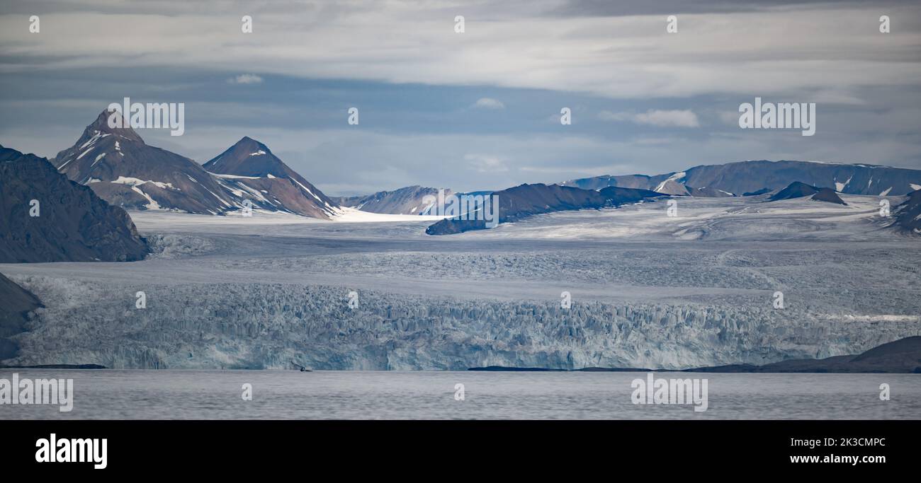 A beautiful arctic landscape in Svalbard, Norway Stock Photo - Alamy