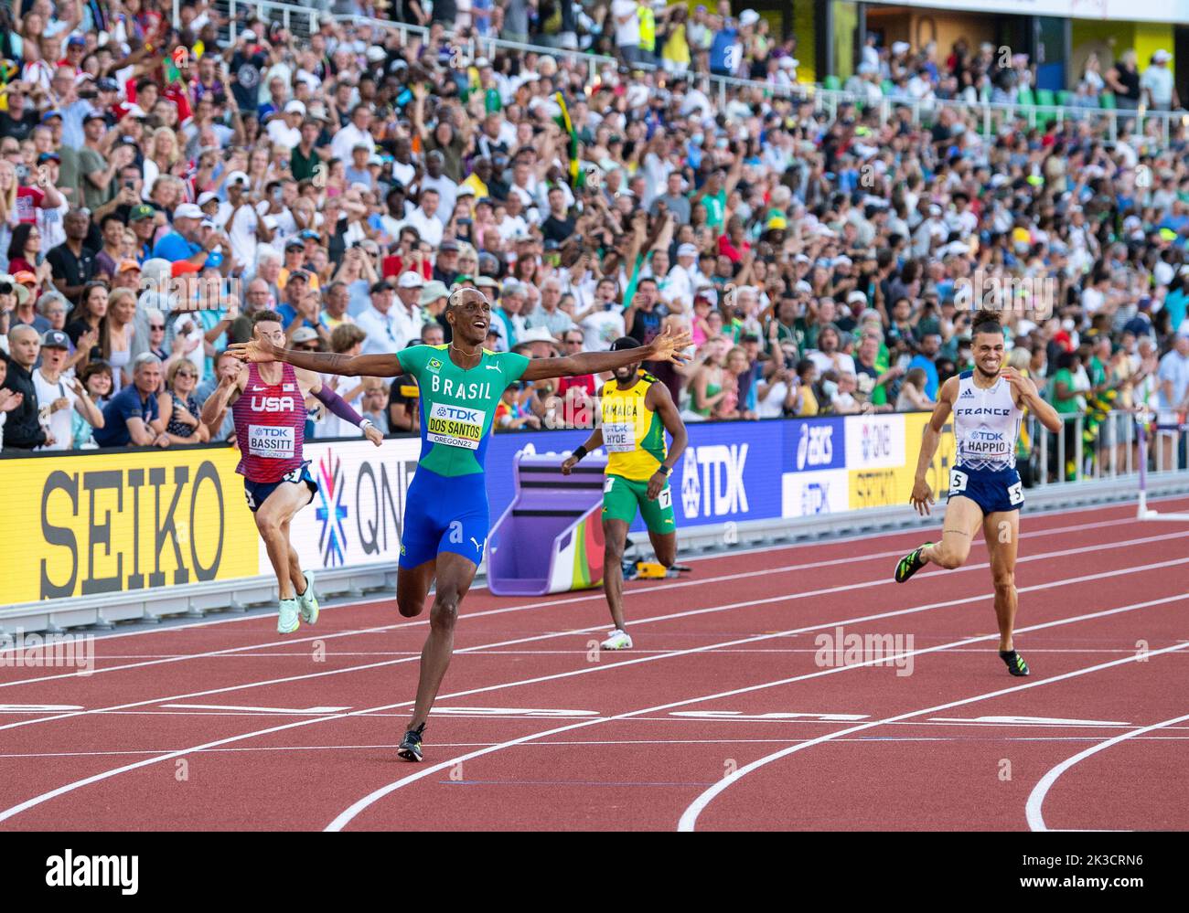 Alison Dos Santos of Brazil celebrating win in the men’s 400m hurdles ...