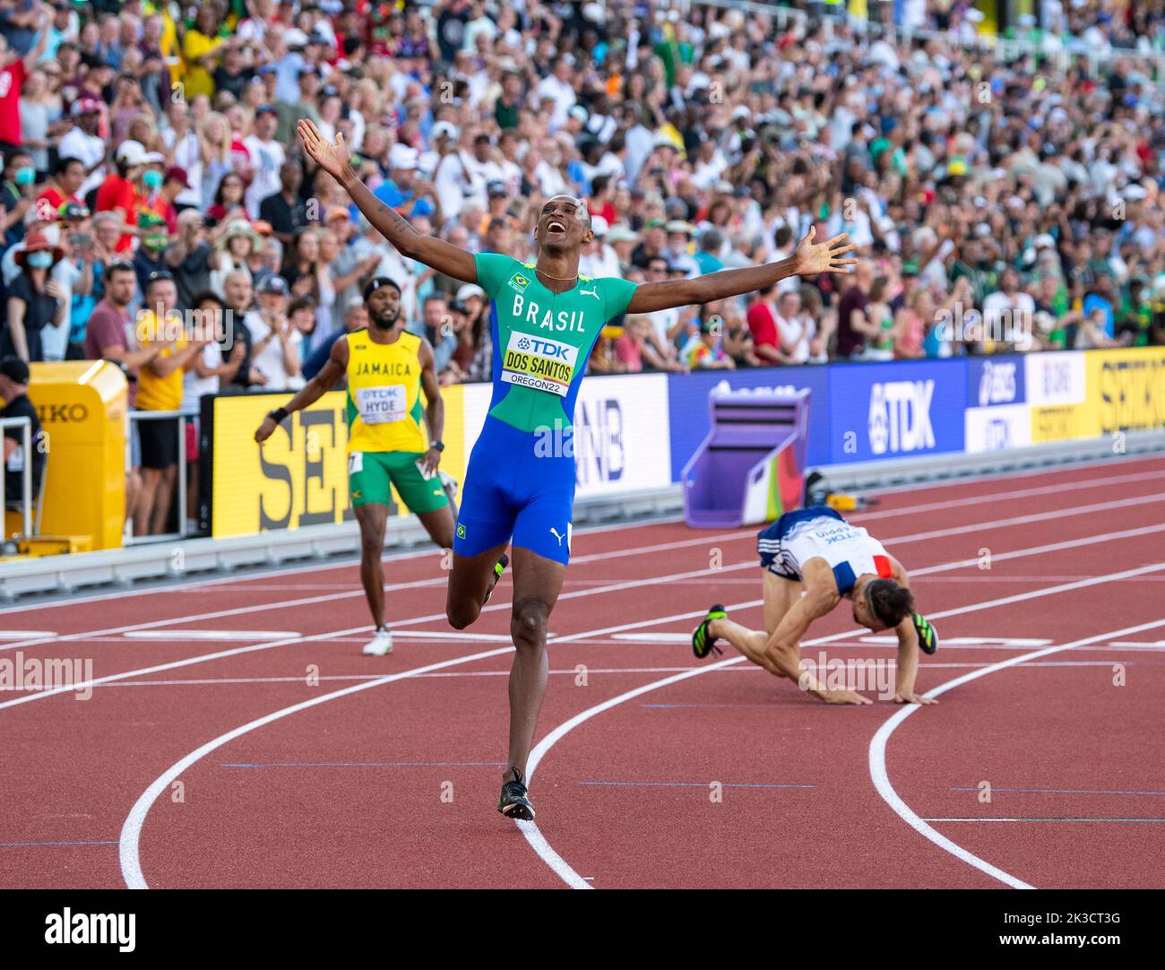 Alison Dos Santos of Brazil celebrating win in the men’s 400m hurdles ...
