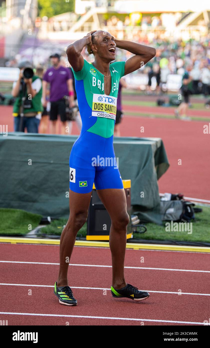 Alison Dos Santos of Brazil celebrating win in the men’s 400m hurdles ...