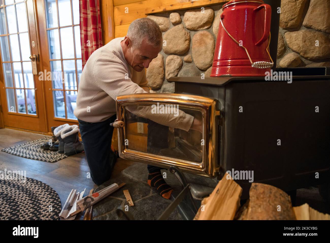 Wood fire stove hi-res stock photography and images - Alamy
