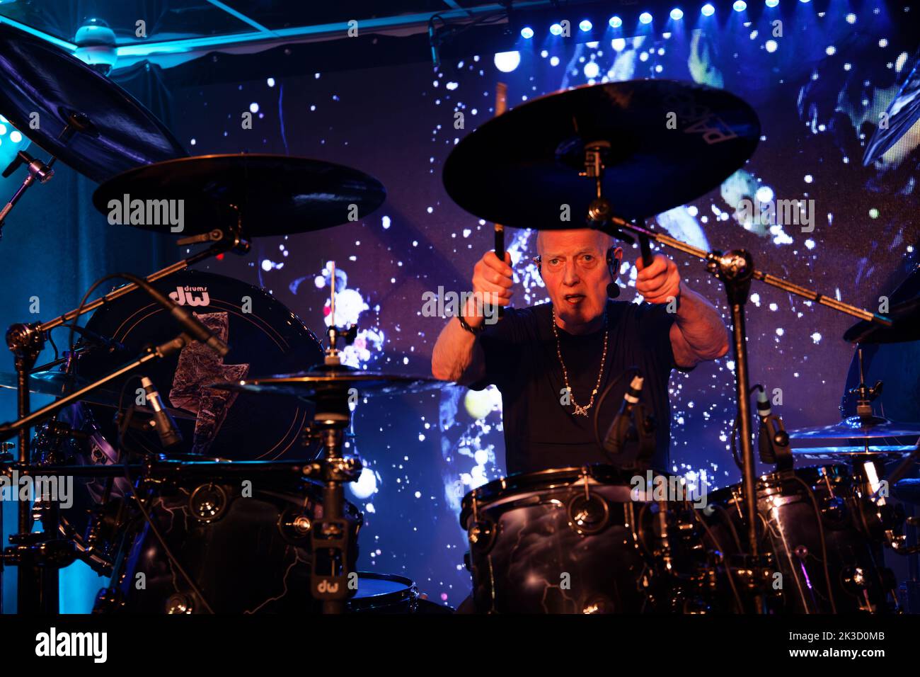 The chris slade timeline hi-res stock photography and images - Alamy