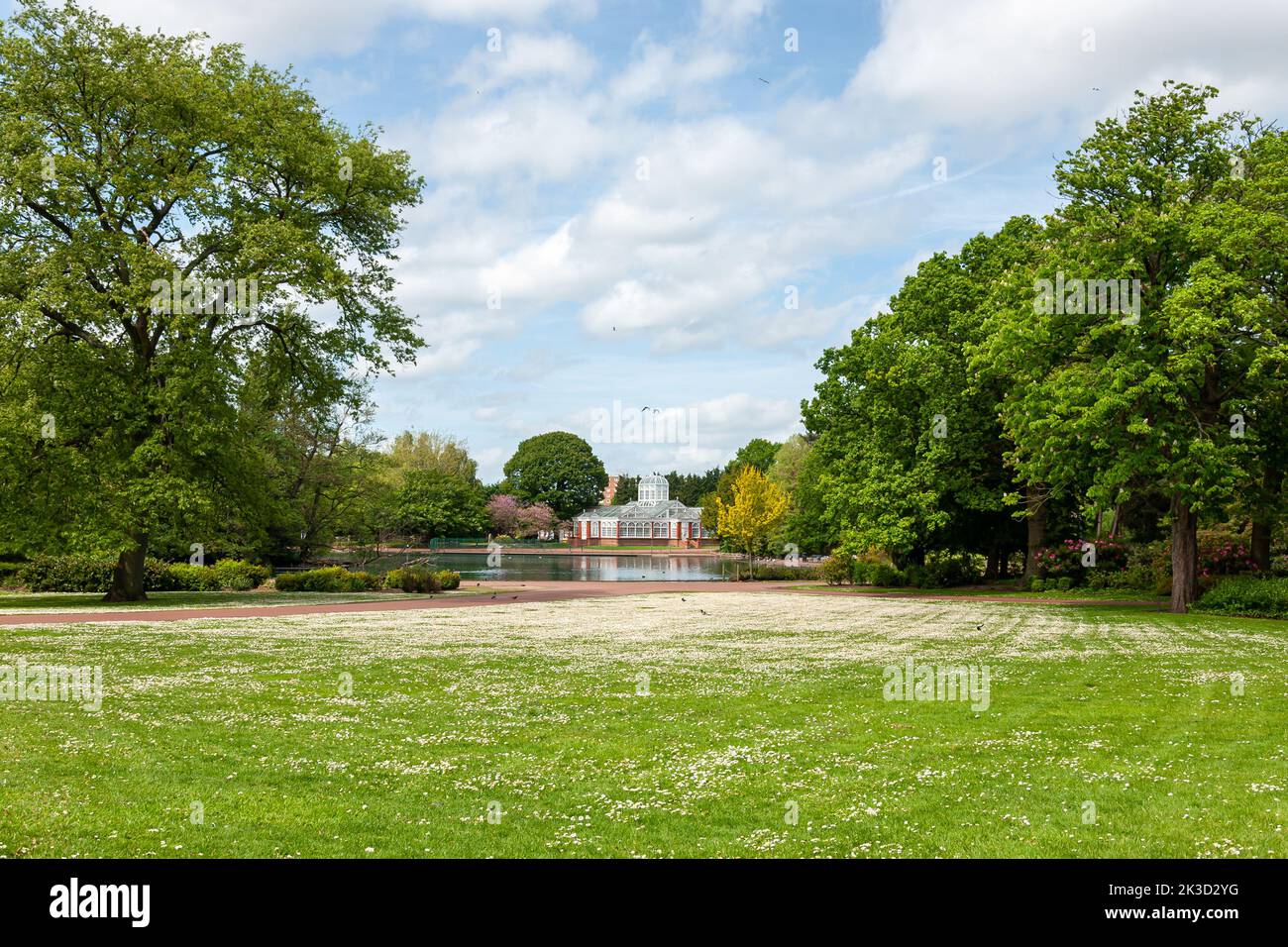 Beautiful landscape in a park in Wolverhampton Stock Photo - Alamy